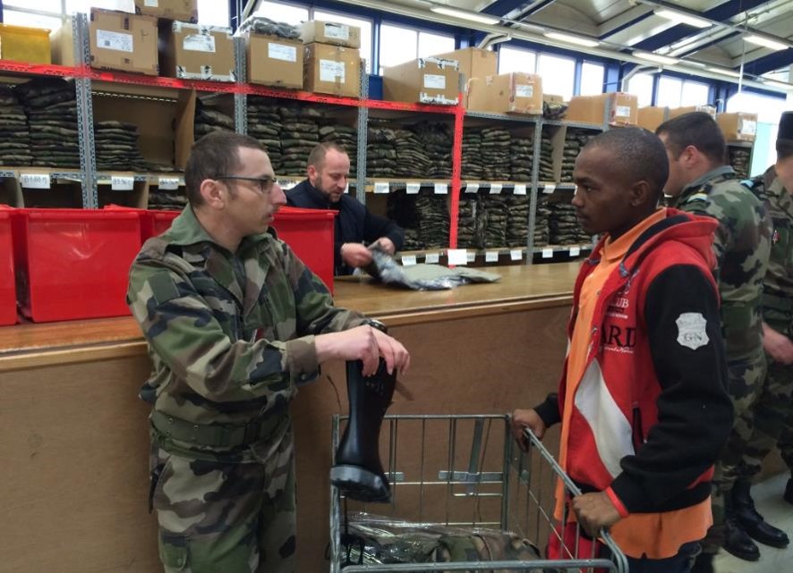Retour sur… la mise en place du service militaire volontaire